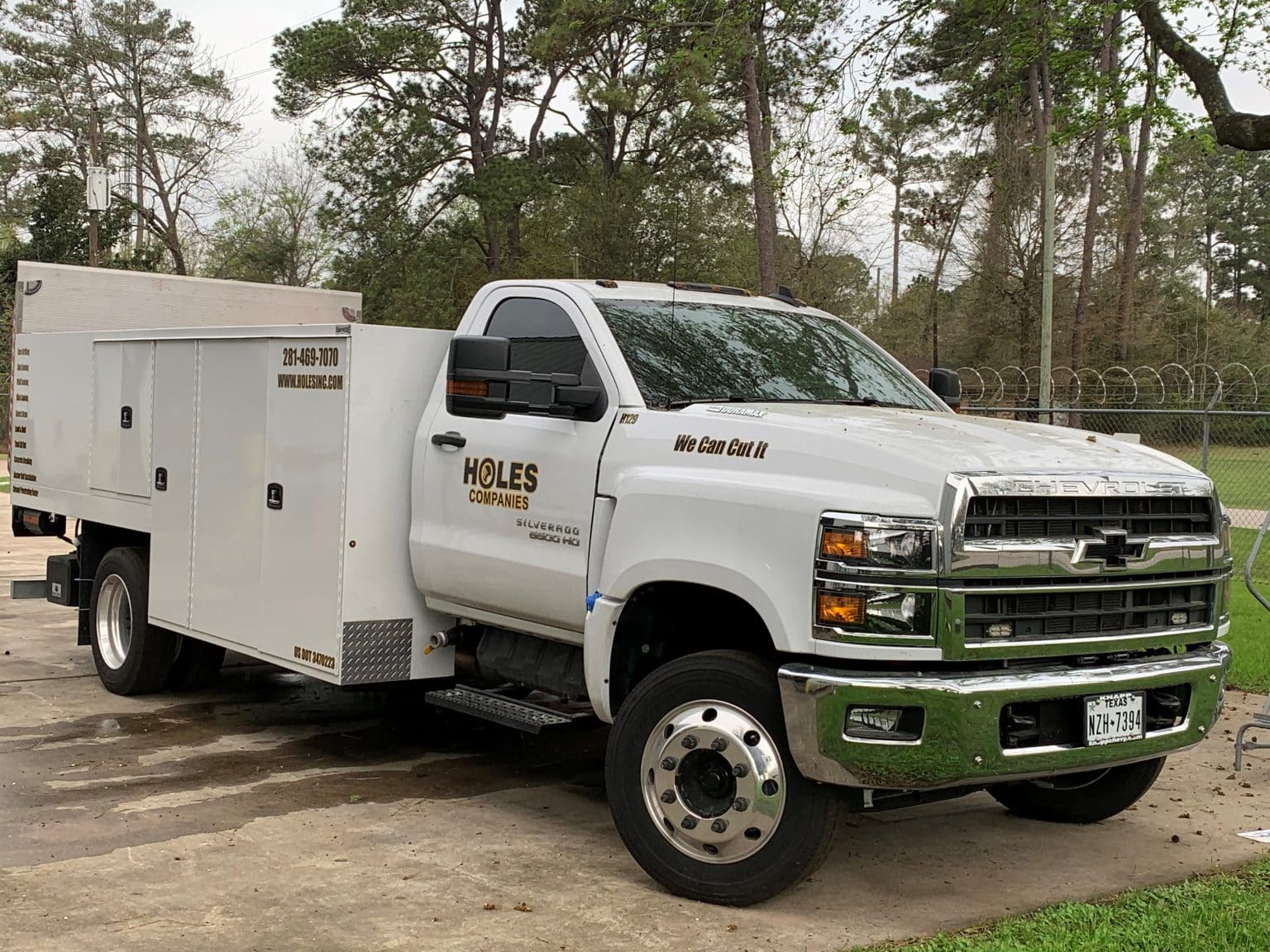 Saw Truck Cuts It for Concrete Contractor