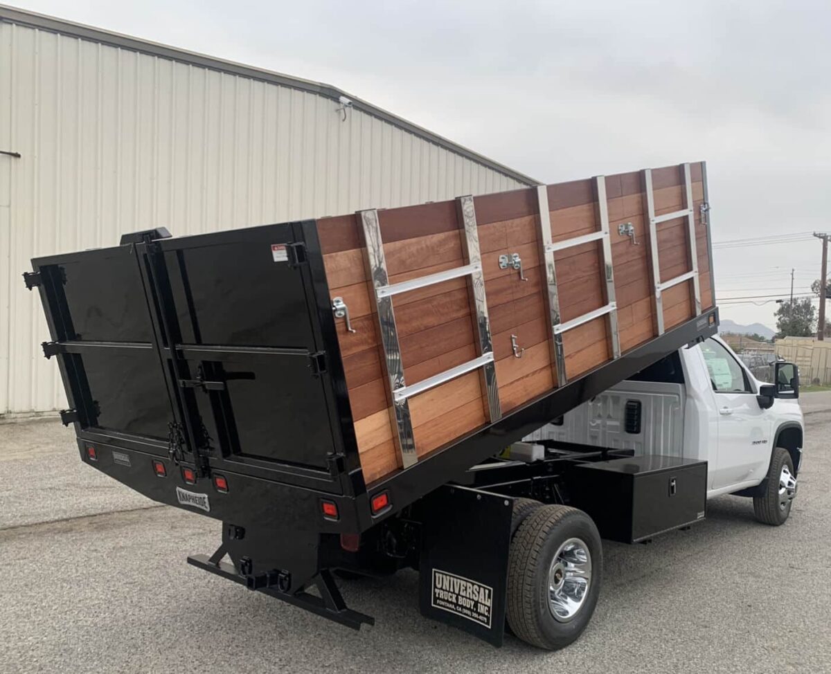 Wood Sides: A Blend of Function and Beauty in Truck Bodies